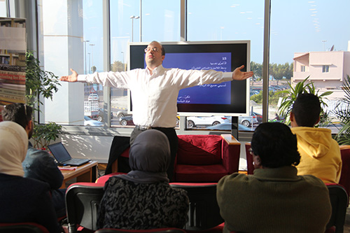 AUK - AMERICAN UNIVERSITY OF KUWAIT - AUK Library Holds a Poetry ...